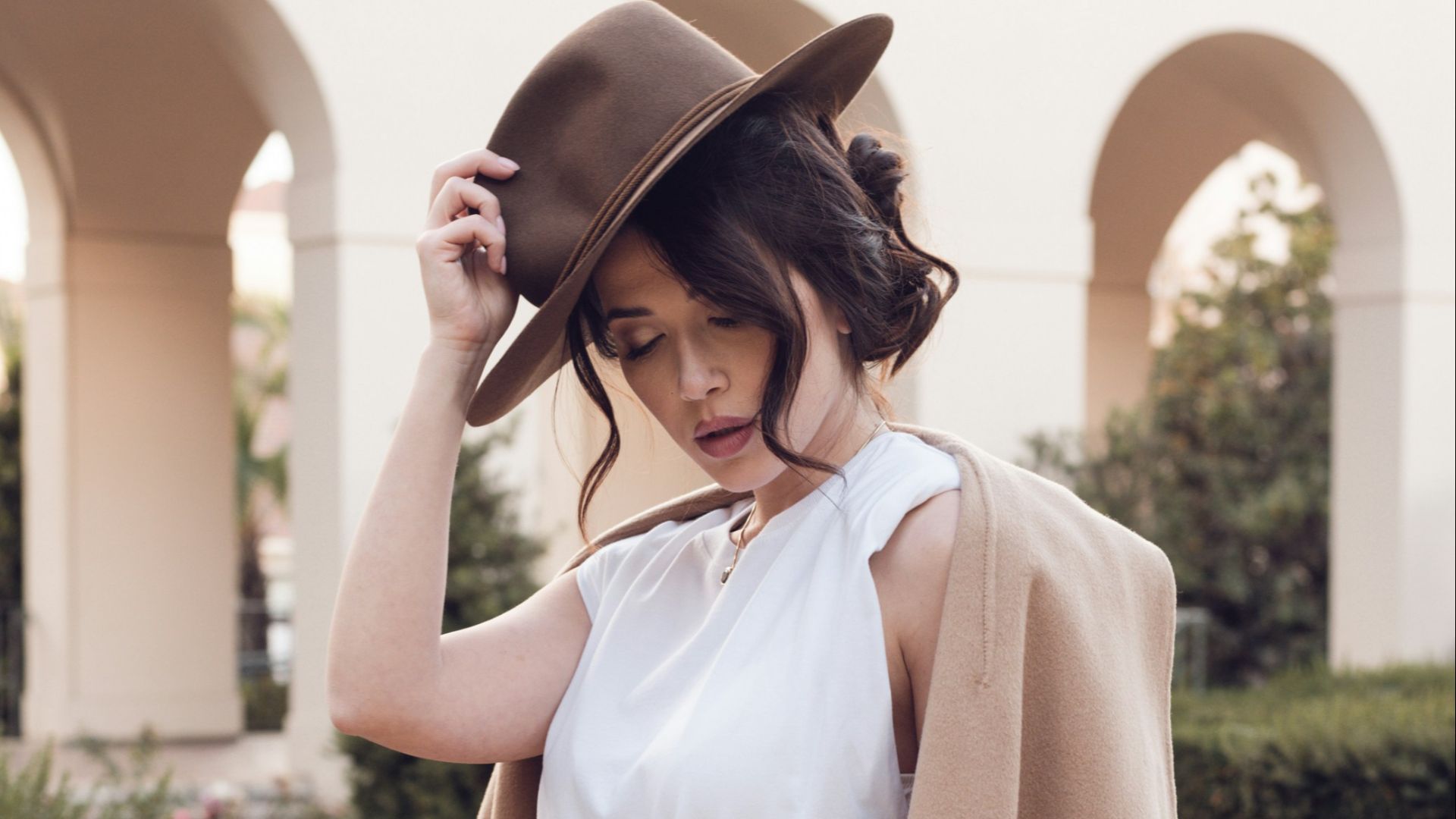 20 outfit ideas that always look good in photos