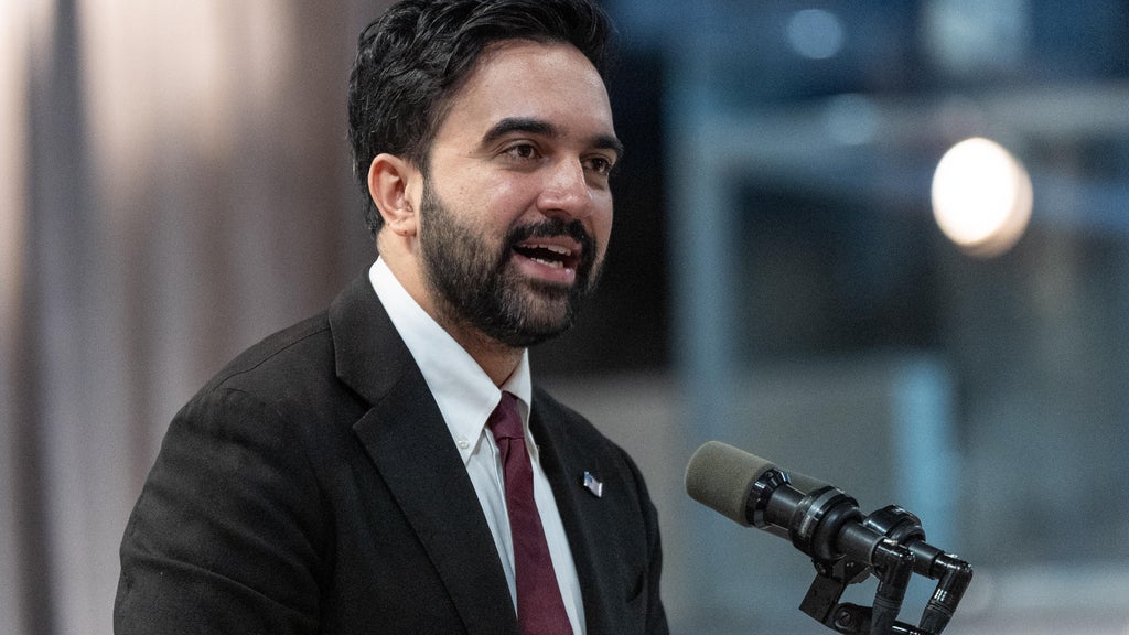 NYC mayor Mamdani unveils a commission on government efficiency, or ...