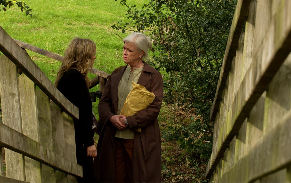 Emmerdale's new Dr Todd ultimatum looks set to devastate Sarah