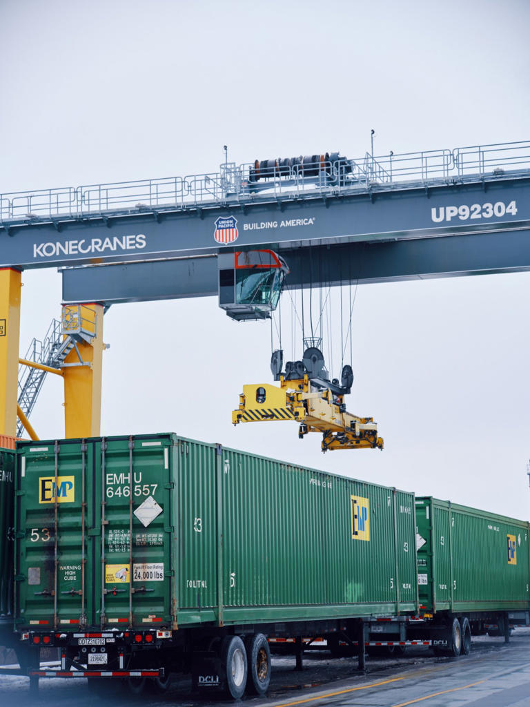 The $71.5 billion merger of two giant railroads just hit a snag