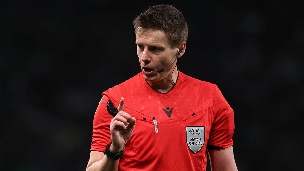 UEFA picks Siebert for PSG–Arsenal final despite criticism