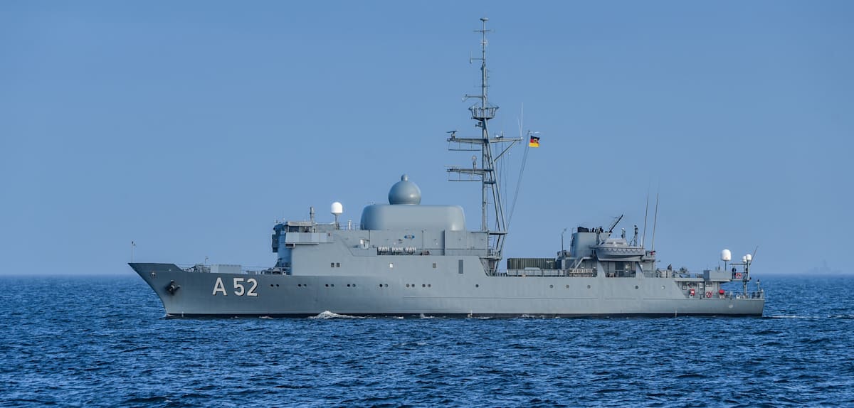 Marine reagiert auf russische Schiffe in der Ostsee – und entsendet ...