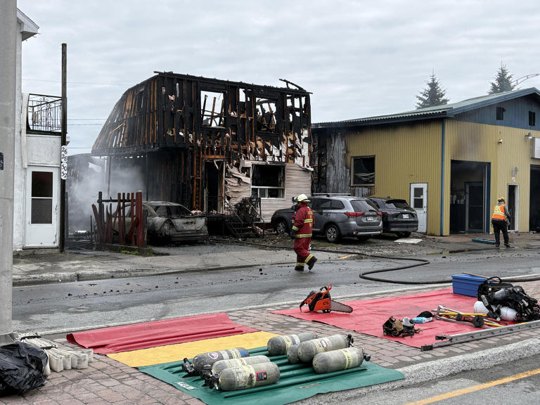 Deux corps retrouvés dans les décombres d’un incendie à Val-d’Or