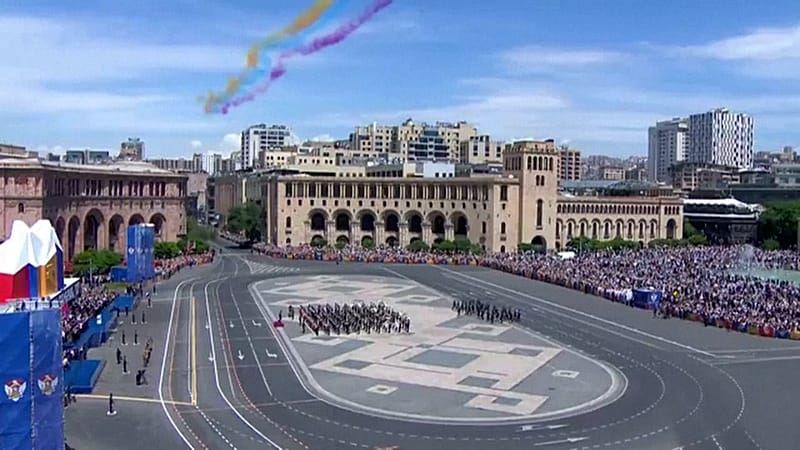 Armenien zeigt erste Militärparade seit zehn Jahren zum Tag der Republik