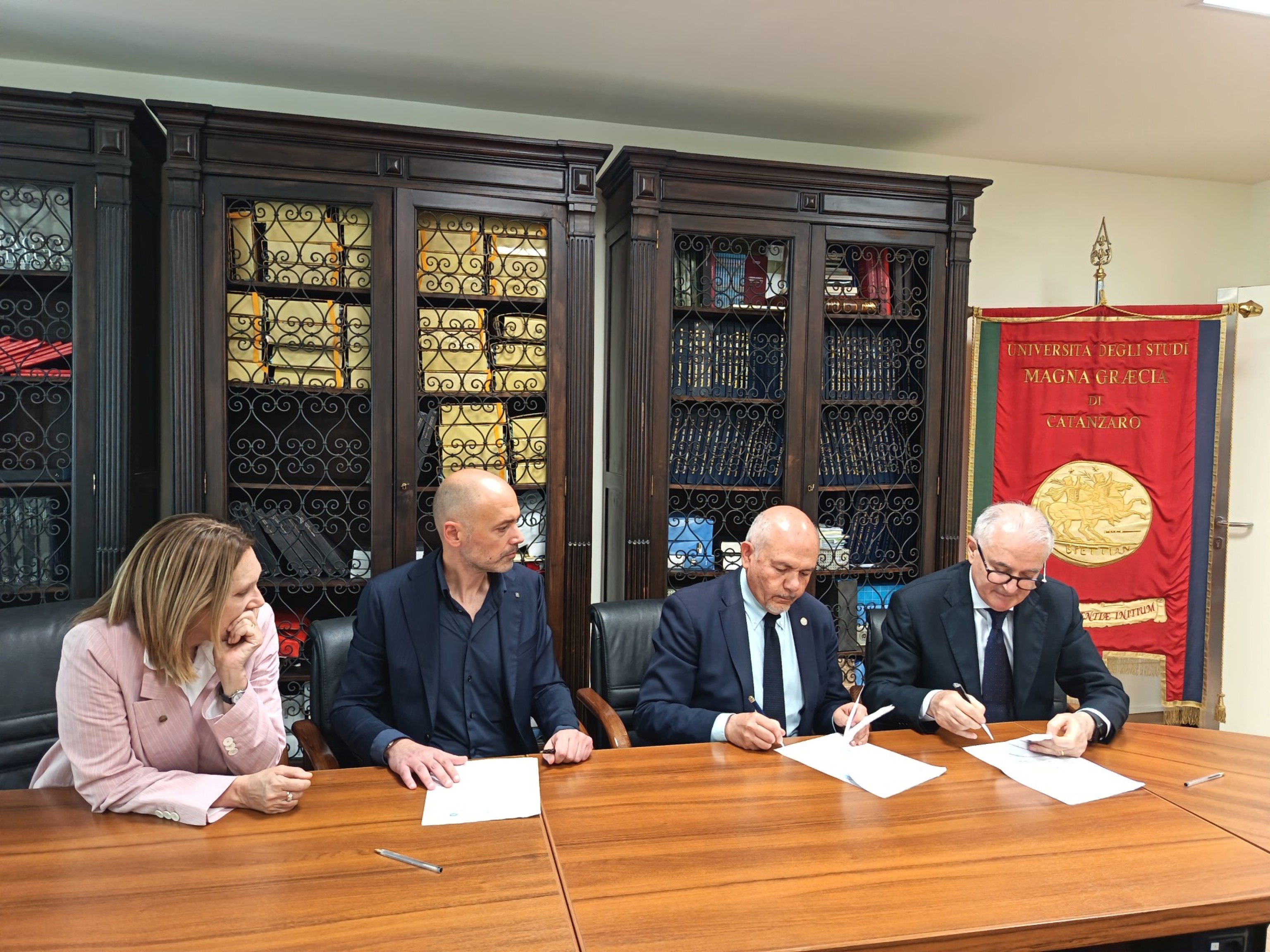 Nasce Umg GO, servizio navetta per studenti Università Magna Graecia
