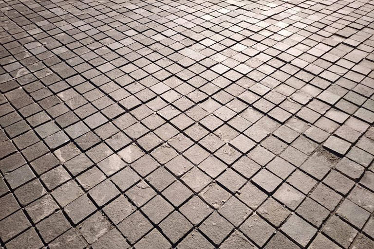 Weeds on patio will vanish if you sprinkle one ingredient over cracks ...