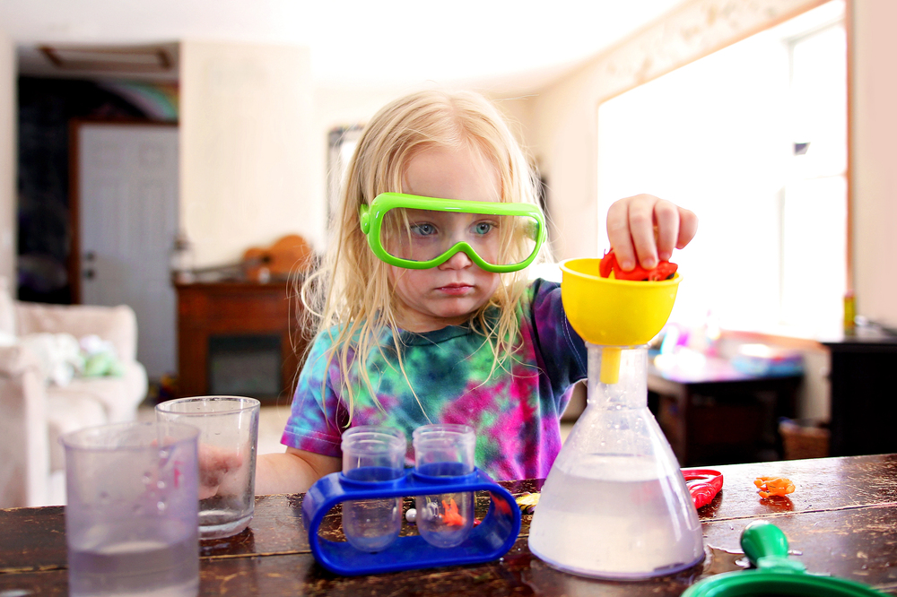 17 fun and educational DIY projects to spark kids’ interest in science