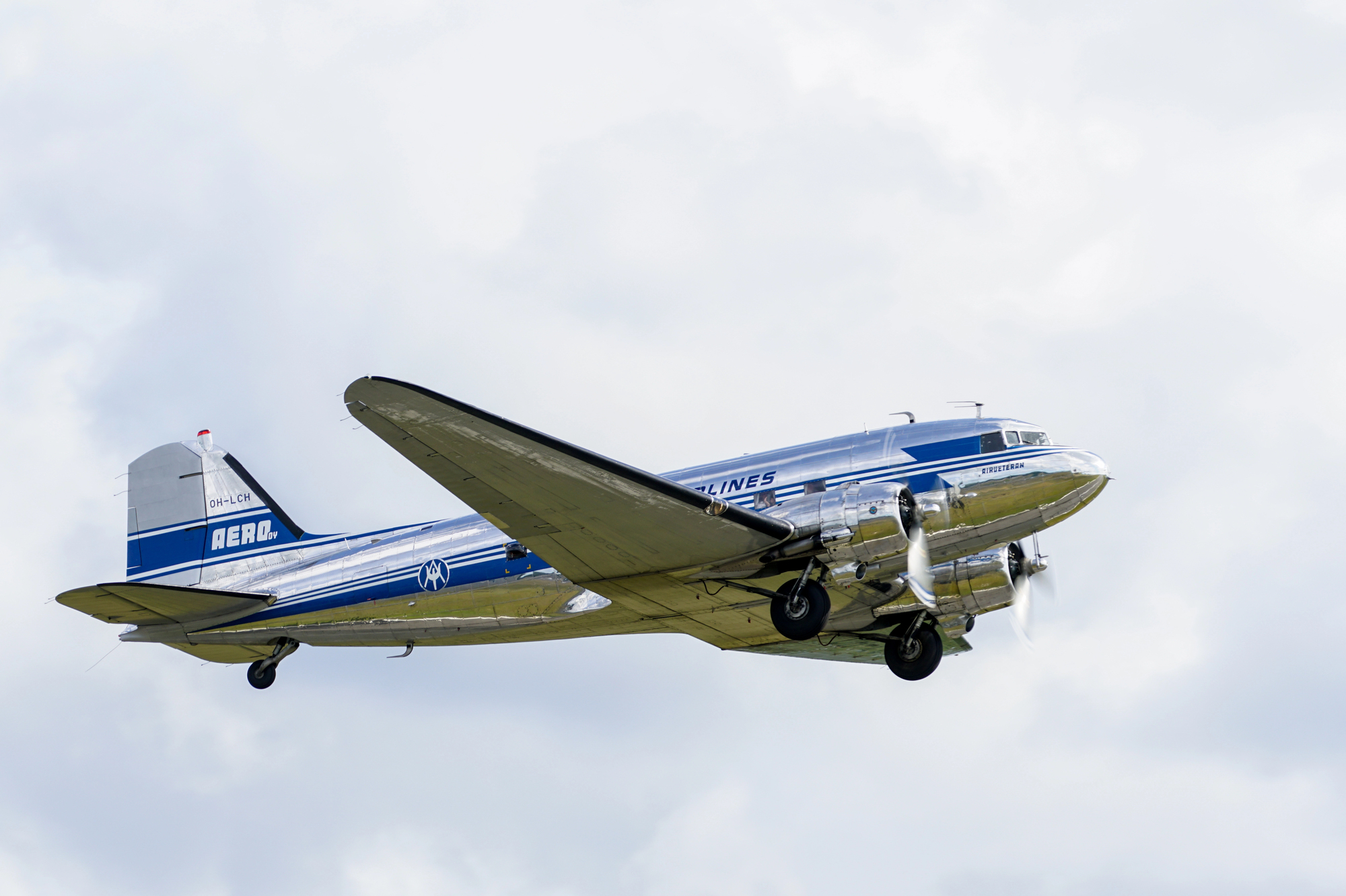 Influential commercial planes in history