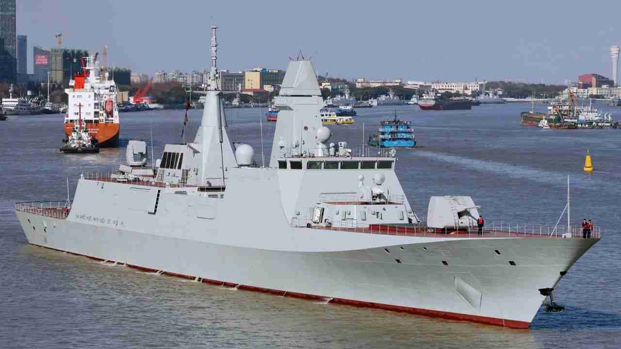 Kina indsætter ny Type 054B-fregat i hidtil uset operation med ...