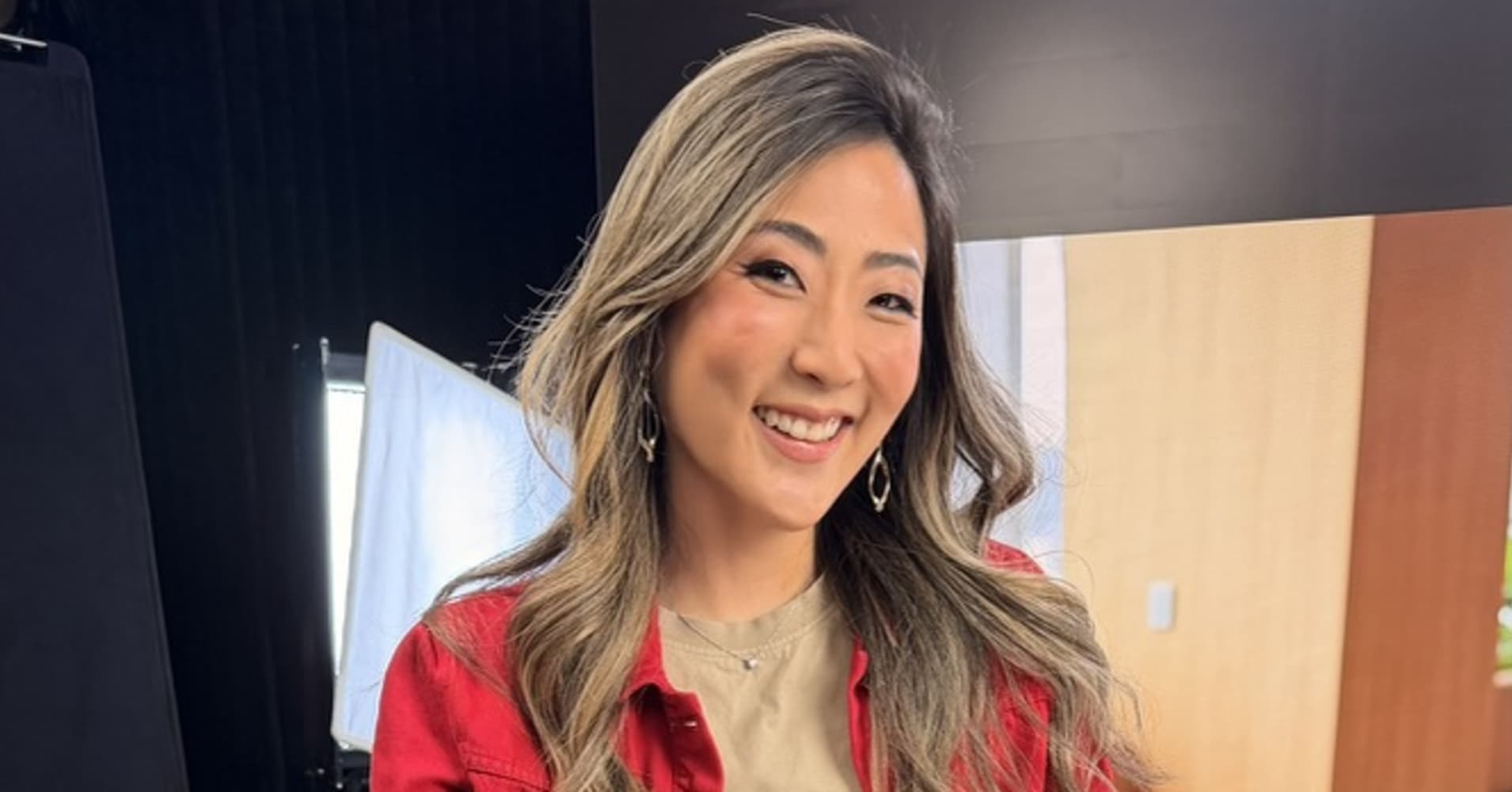 33-year-old landed a $165K tech job after sending this with her thank ...