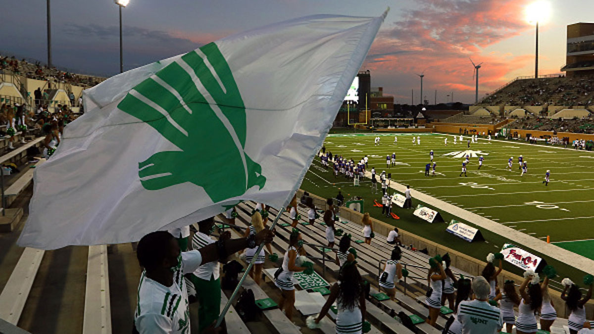 North Texas Mean Green kicking off the college football season on ...