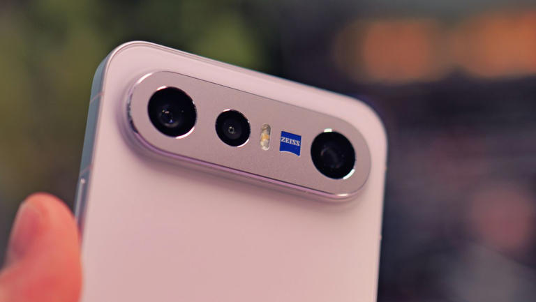 Vivo X300 FE review: A pocketable charmer