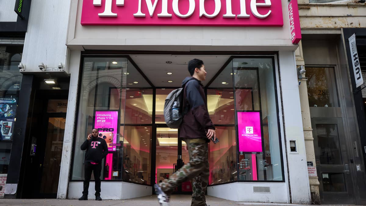 T-Mobile quietly closes stores after layoffs