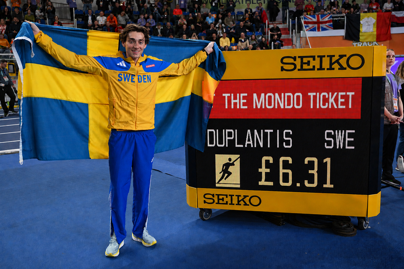 Watch world record breaking pole vault superstar Mondo Duplantis ...