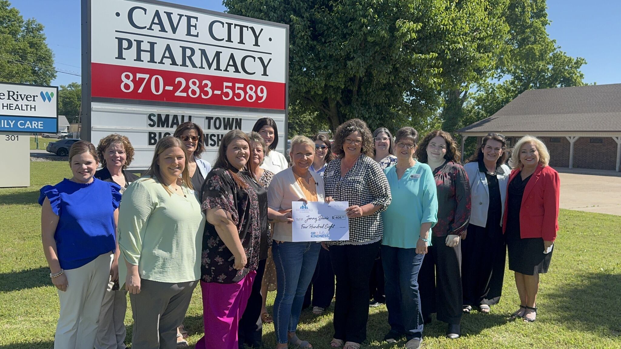 Cave City pharmacist creates community through senior citizen luncheons