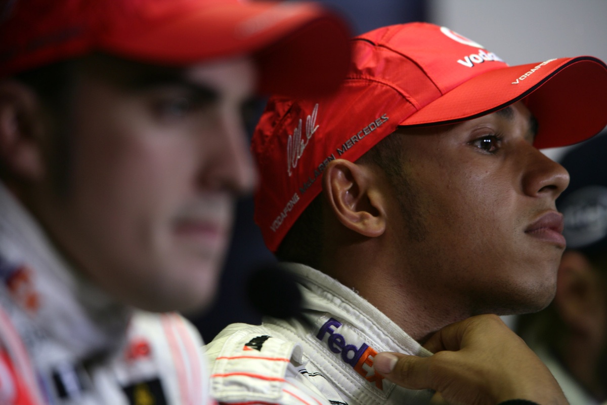 Hamilton recuerda su etapa en McLaren: "Nunca podría aceptar ser 2º ...