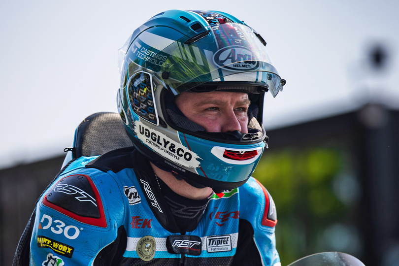 Rider, 33, dies after horror crash in Isle of Man TT Races qualifying ...