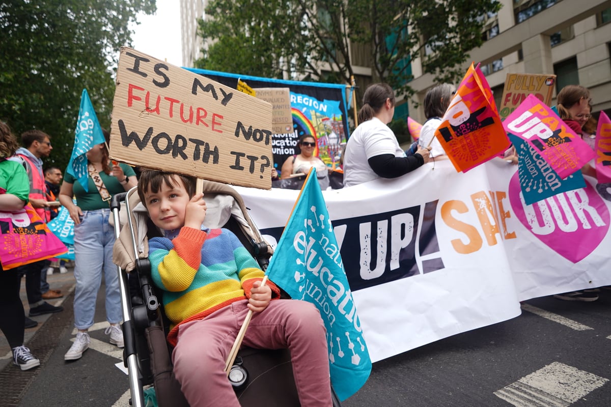 School strikes 'could spread across London', union warns