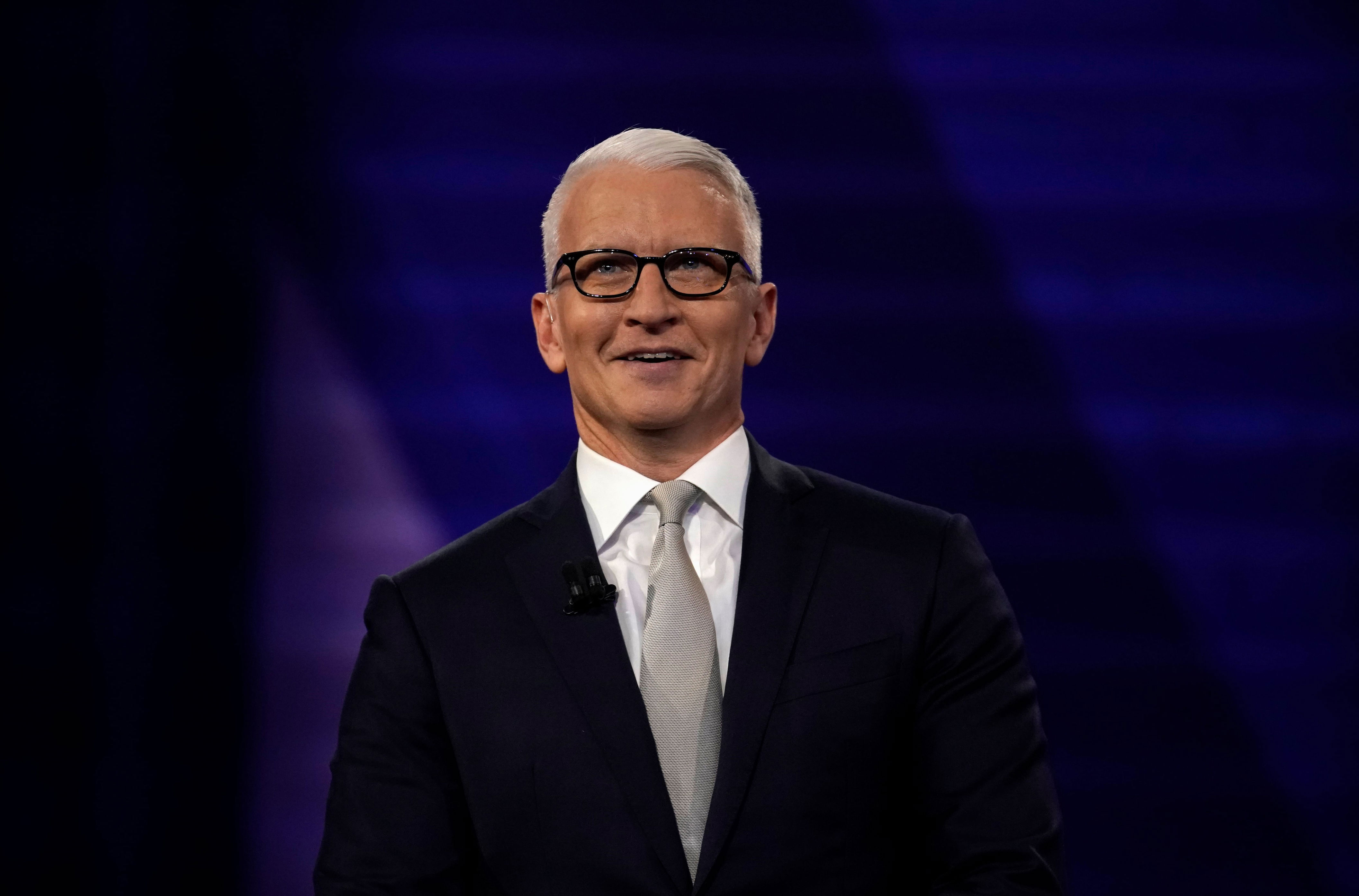 'Girls' star Andrew Rannells reveals how fling with Anderson Cooper ...