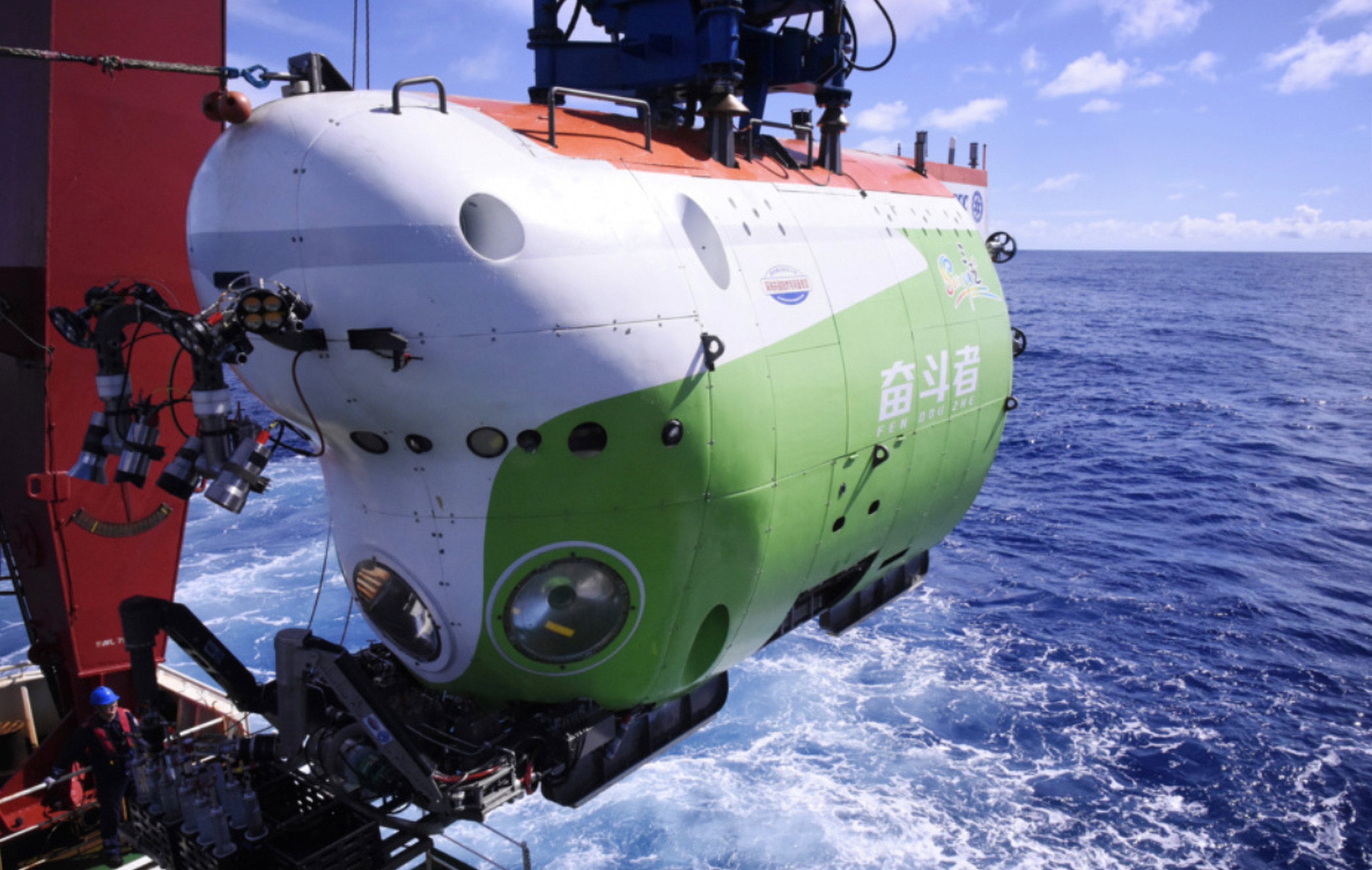 Chinese team finds 'garden-like' ecosystem blooming in deepest ocean ...