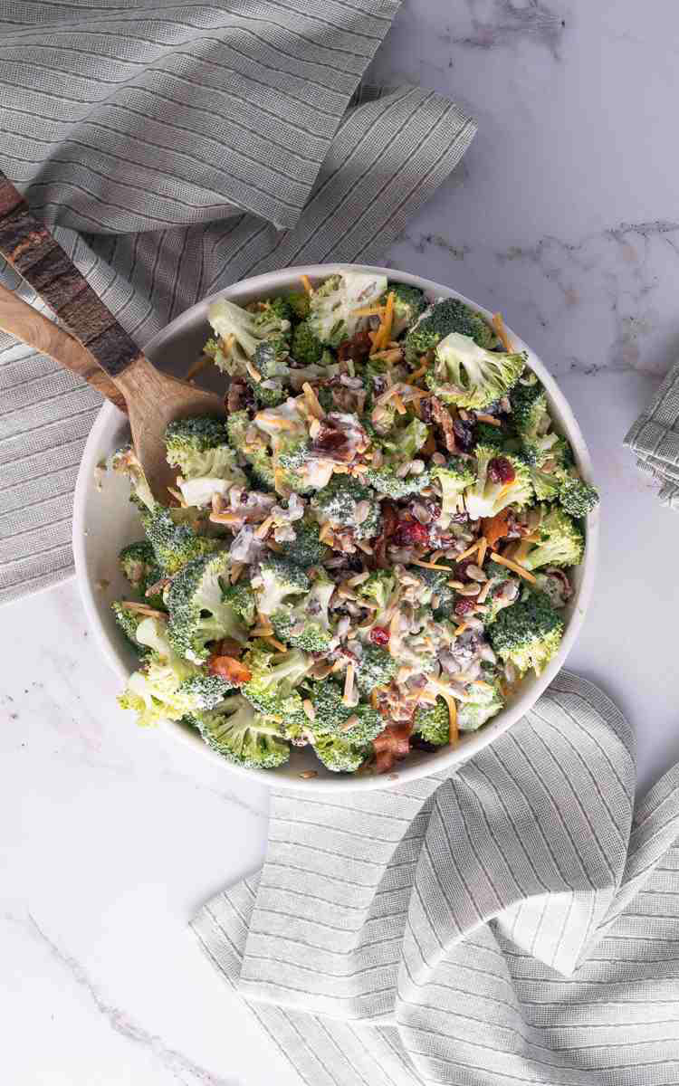 Broccoli salad with bacon