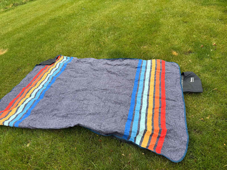 The 'retro' outdoor blanket I never leave home without