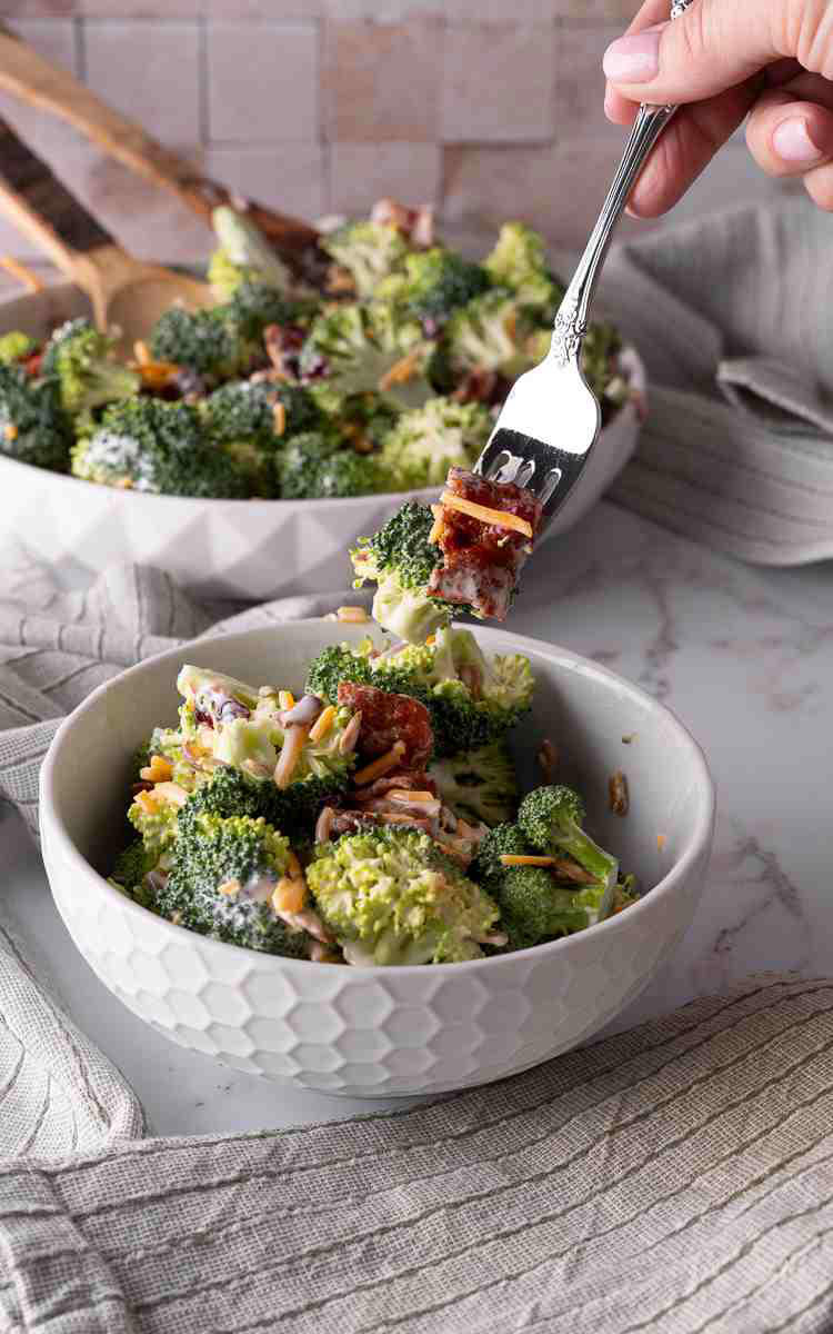 Broccoli salad with bacon
