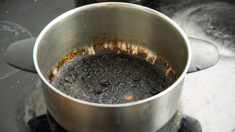 How to bring your burnt cookware back to life