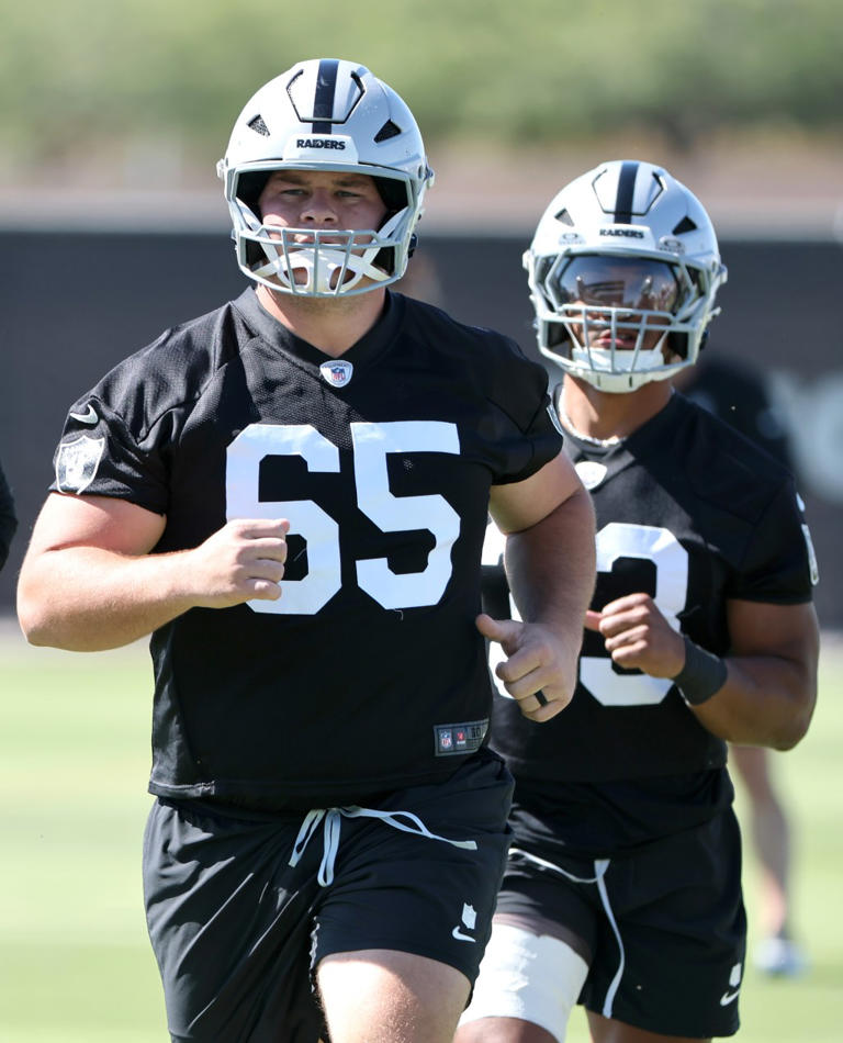 Raiders’ new $81 million star Tyler Linderbaum gets married to longtime ...