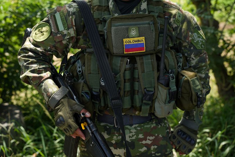 Combates entre grupos rebeldes rivales dejan 52 muertos en el sureste ...