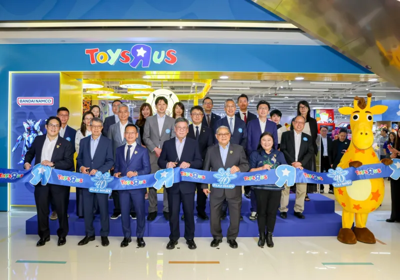 Toys“R”Us Hong Kong reopens flagship Ocean Terminal store with IP zones