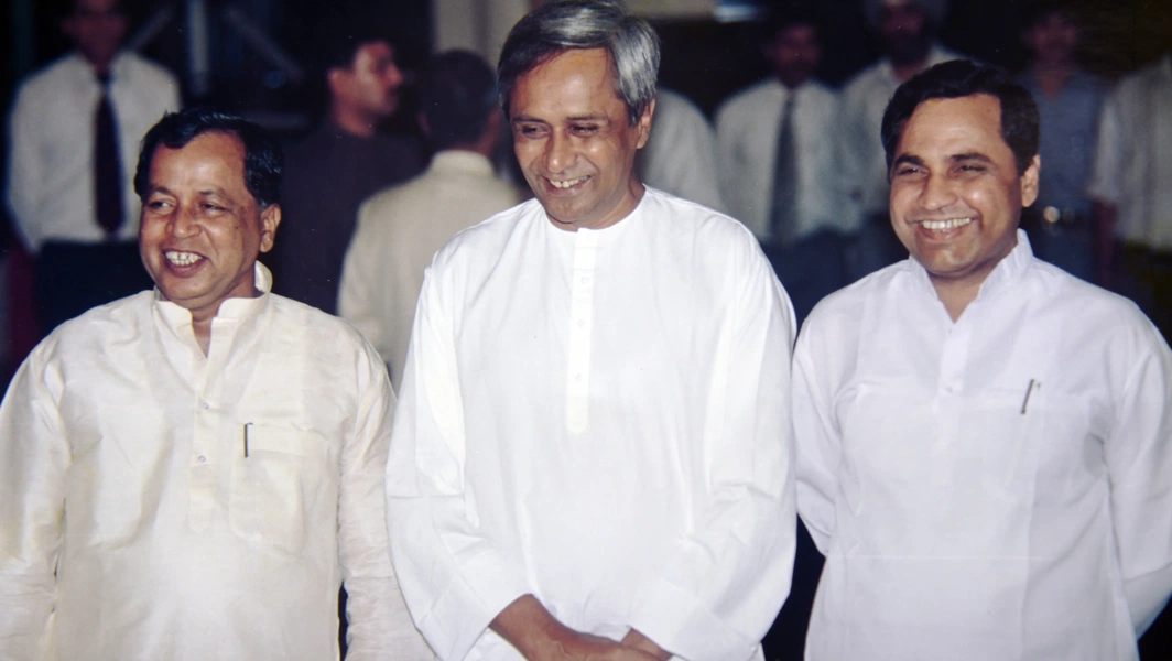 BJD, BJP trade barbs as Samantaray quits and switches sides