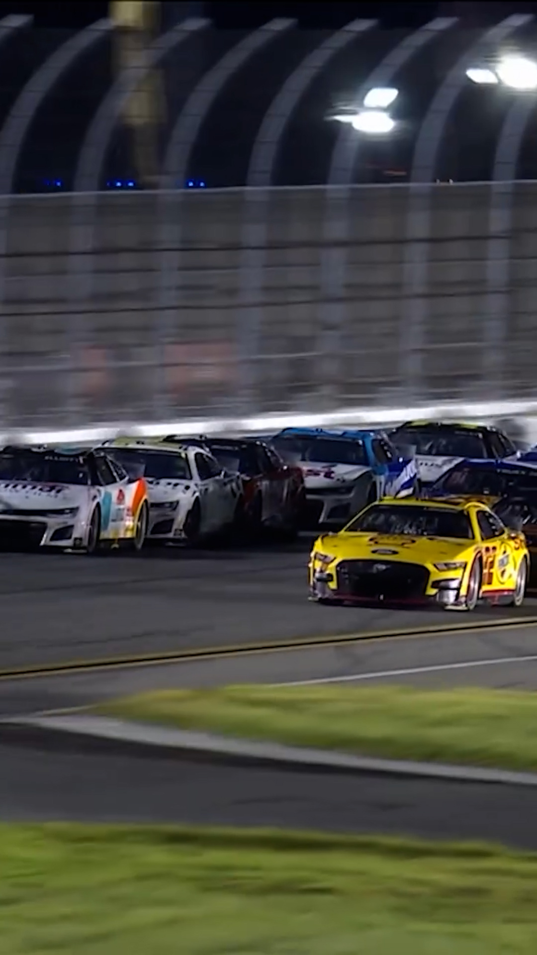 NASCAR engine sounds that feel weirdly relaxing