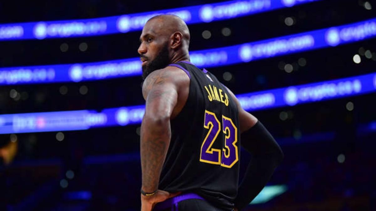 Stephen Curry reveals his top 5 NBA players of all time: where legends ...