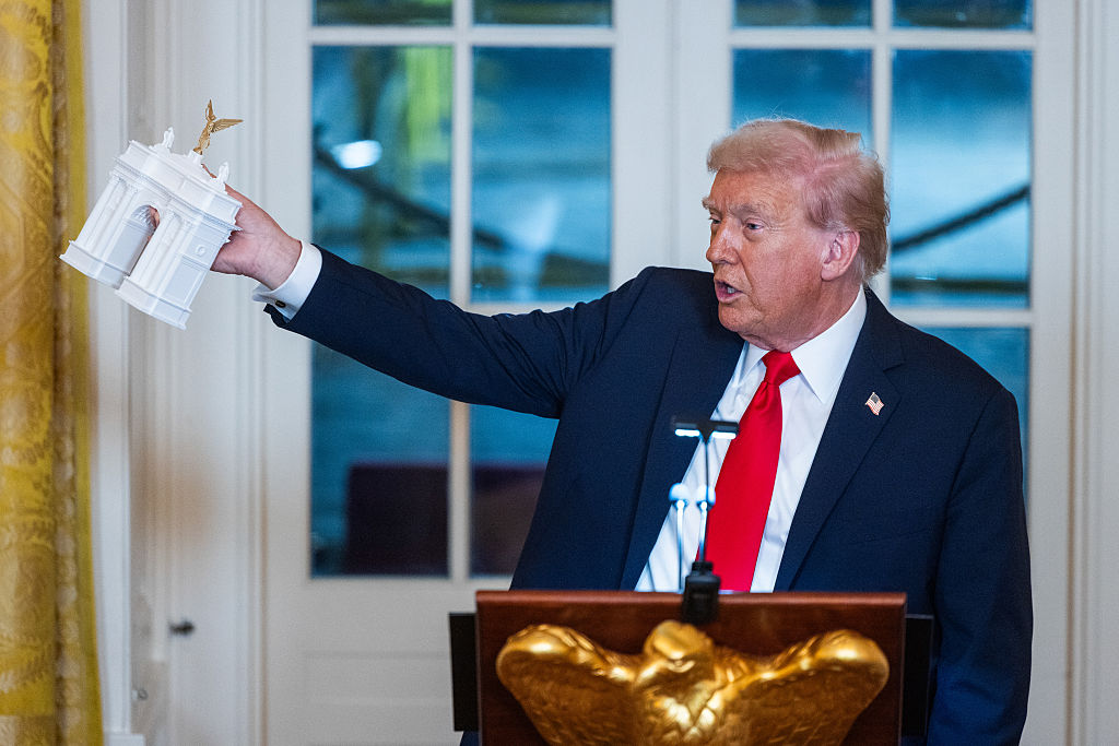 House Democrats to introduce bill to block Trump’s triumphal arch amid ...