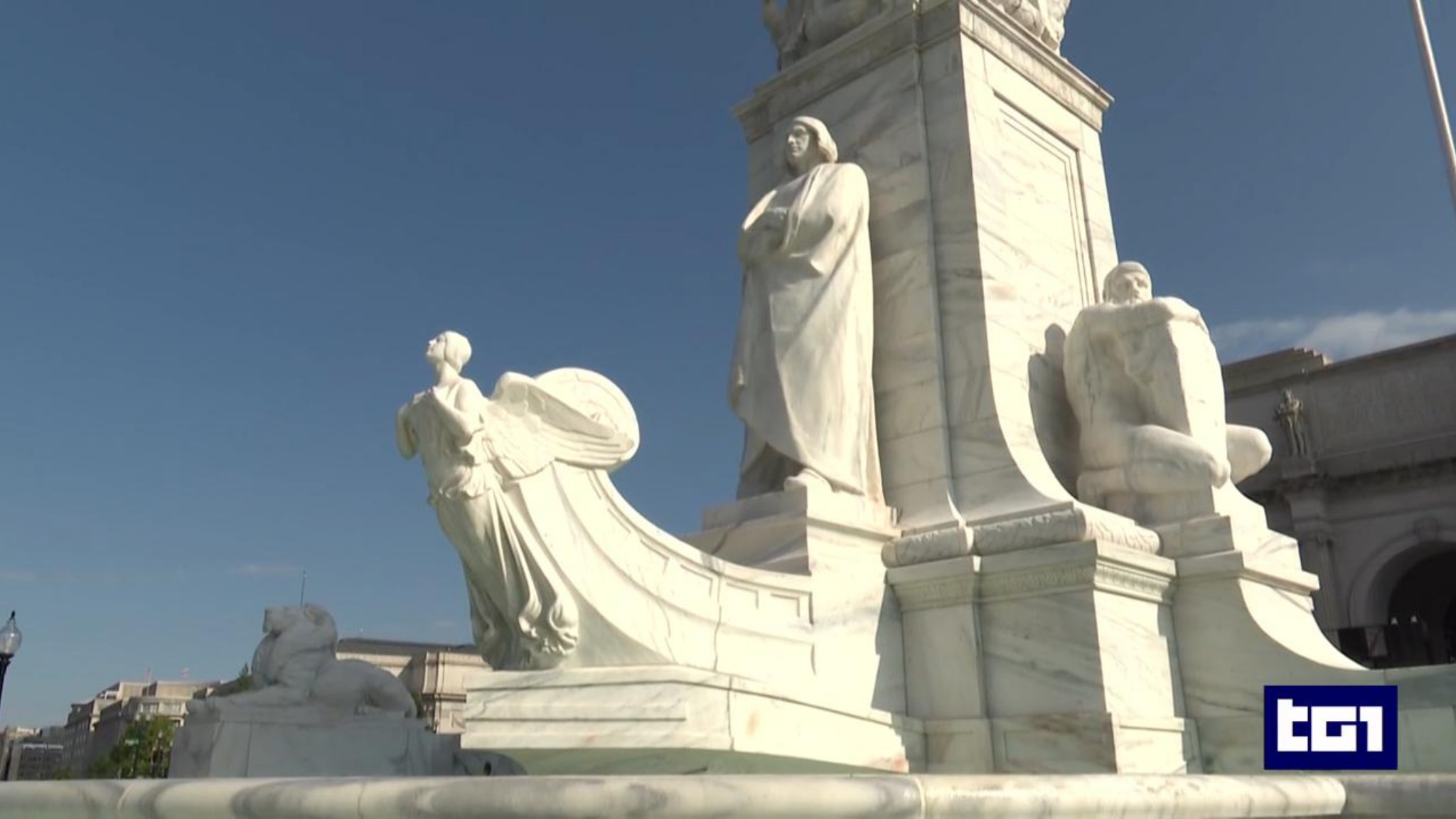 Cristoforo Colombo era un eroe: Trump riporta alla Casa Bianca la ...