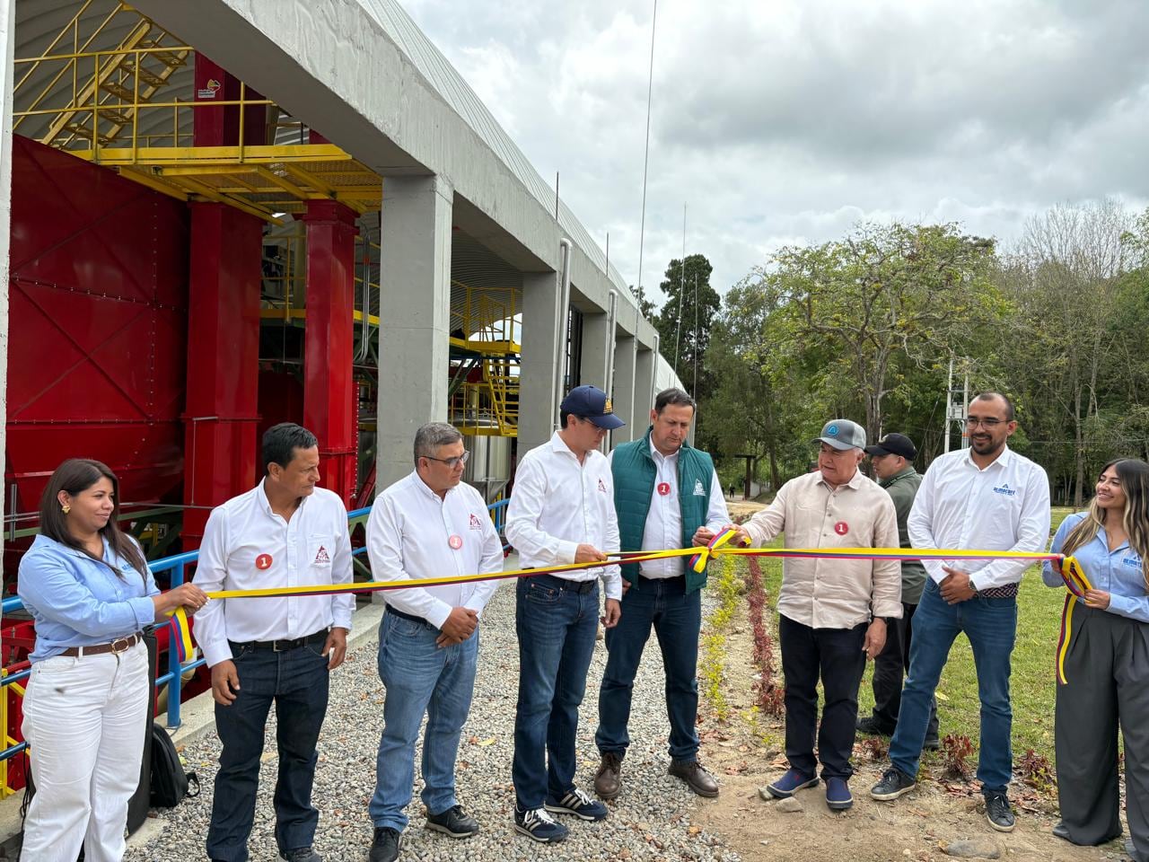 Caficultores podrán entregar café y recibir pago inmediato con nuevo ...