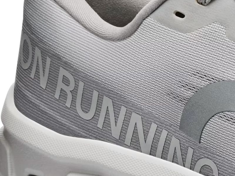 Von On: Dieser helle Sommer-Sneaker verkauft sich gerade überall