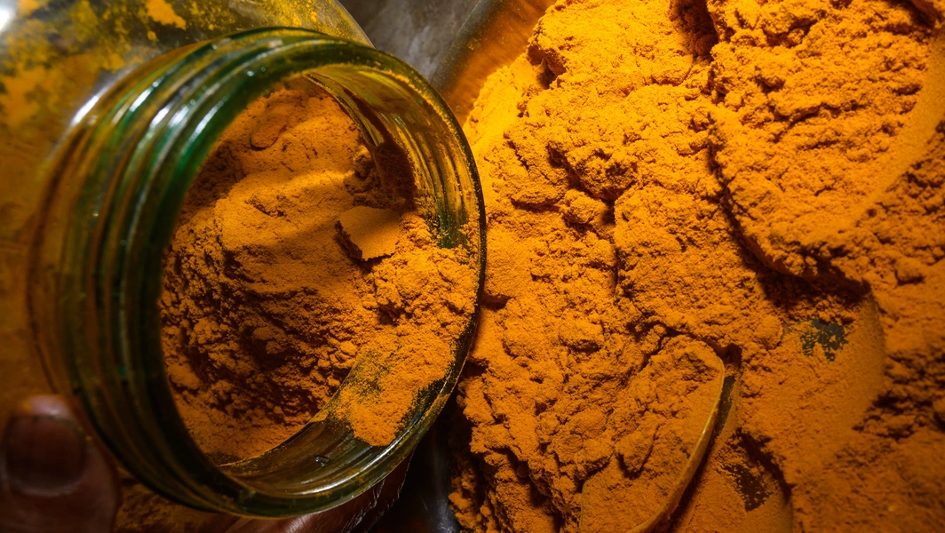 Experts warn of turmeric supplement risks despite popularity