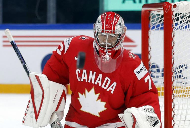 Ice hockey-Canada through to world championship semis after win over US