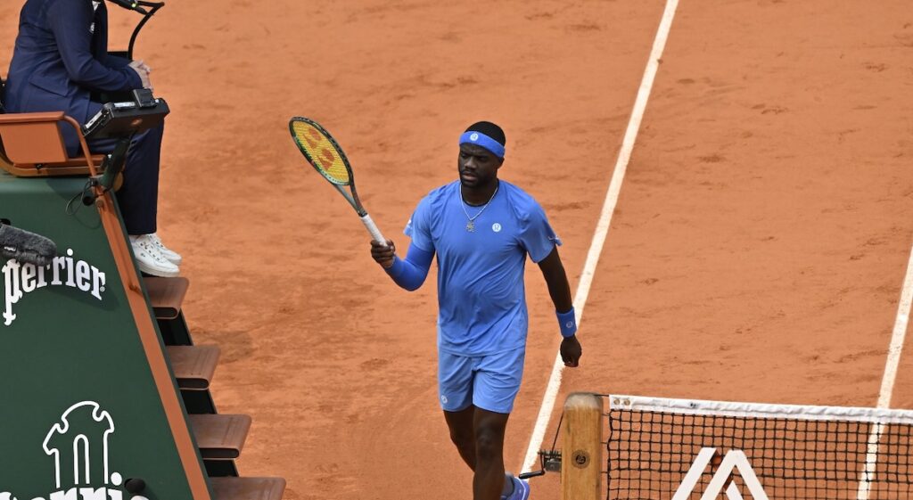 Tiafoe, après sa victoire contre Hurkacz : « Je dois dire un mot au fan ...