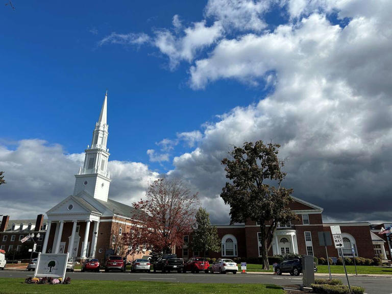 Hartford housing market cools slightly but remains among hottest in US ...