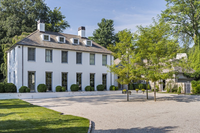 222-year-old Greenwich estate is surprisingly modern (and genuinely fun)