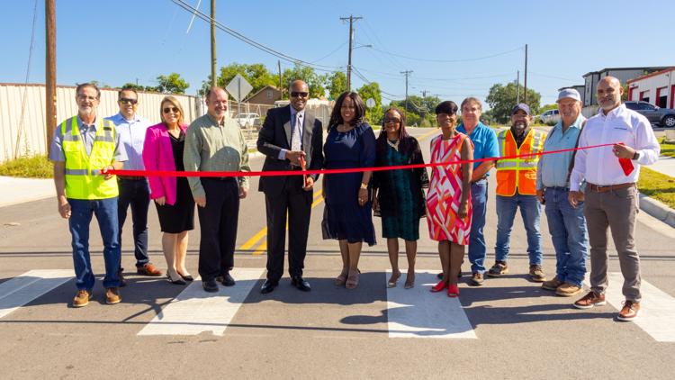 Killeen celebrates reopening of Gilmer Street after redevelopment