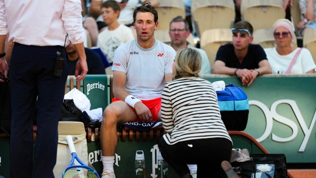 Casper Ruud says French Open heat left him dizzy and walking like a ...