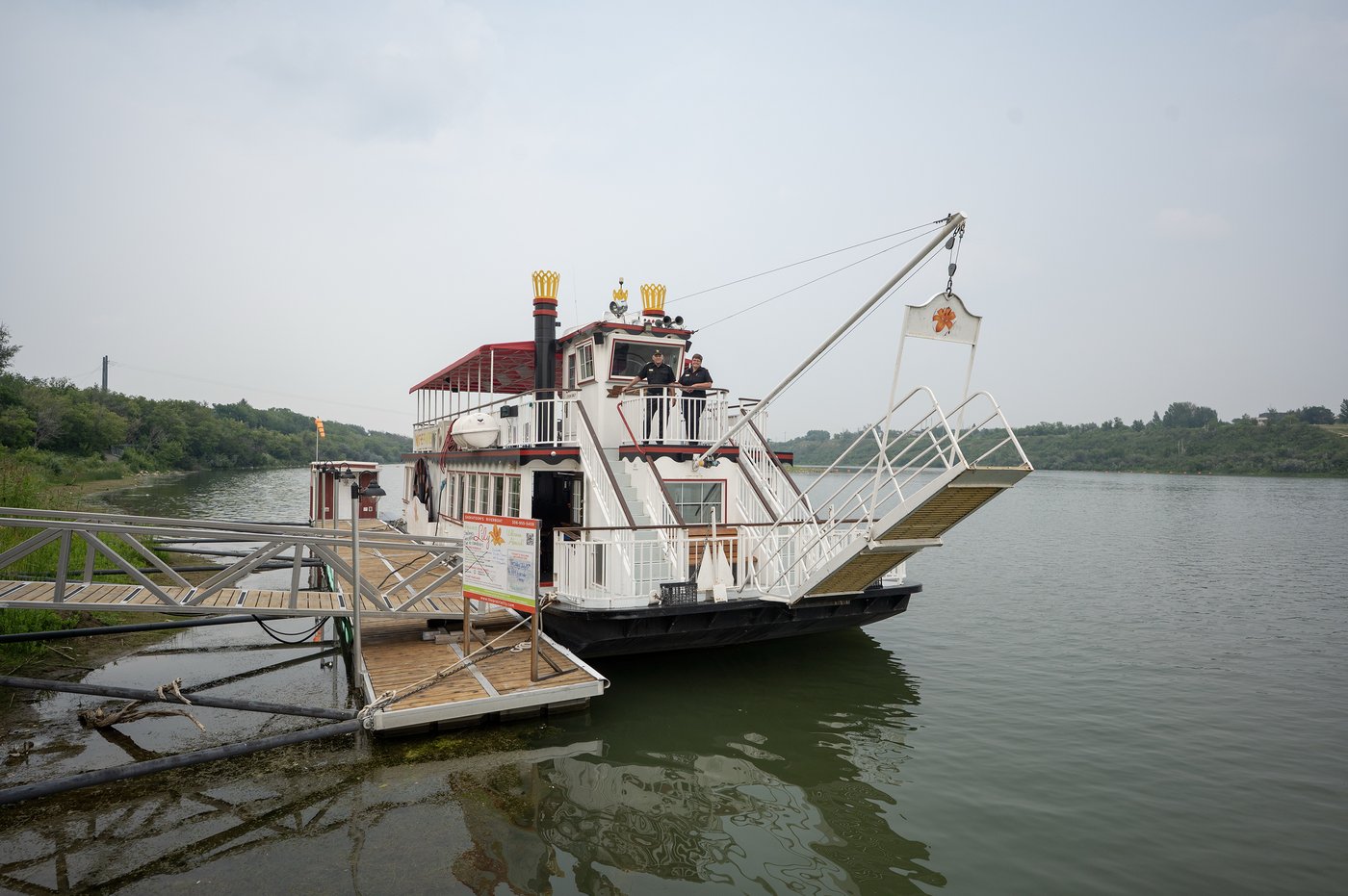 Just add water: Saskatoon riverboat suspends trips, wants answers on ...