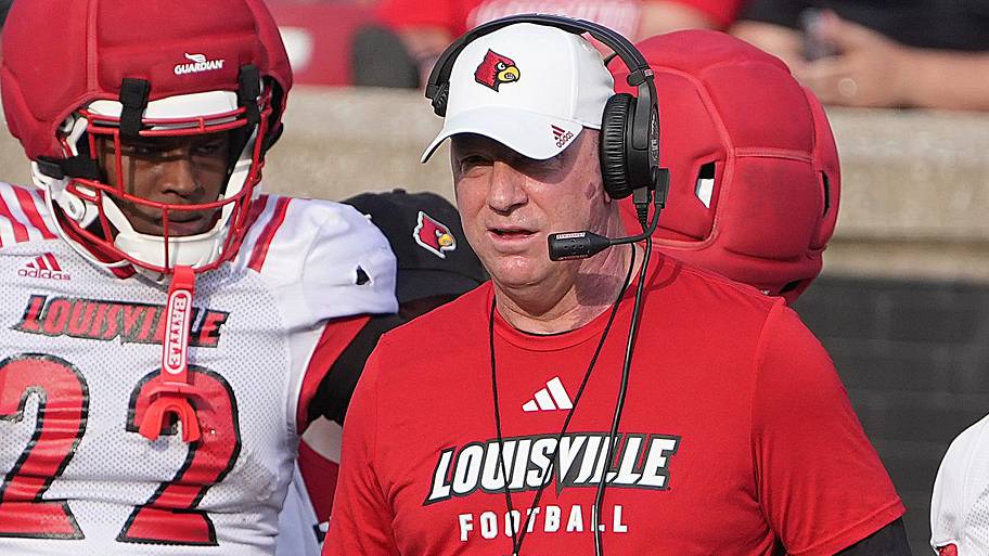 Jeff Brohm barely cracks top-25 of updated power conference coach rankings