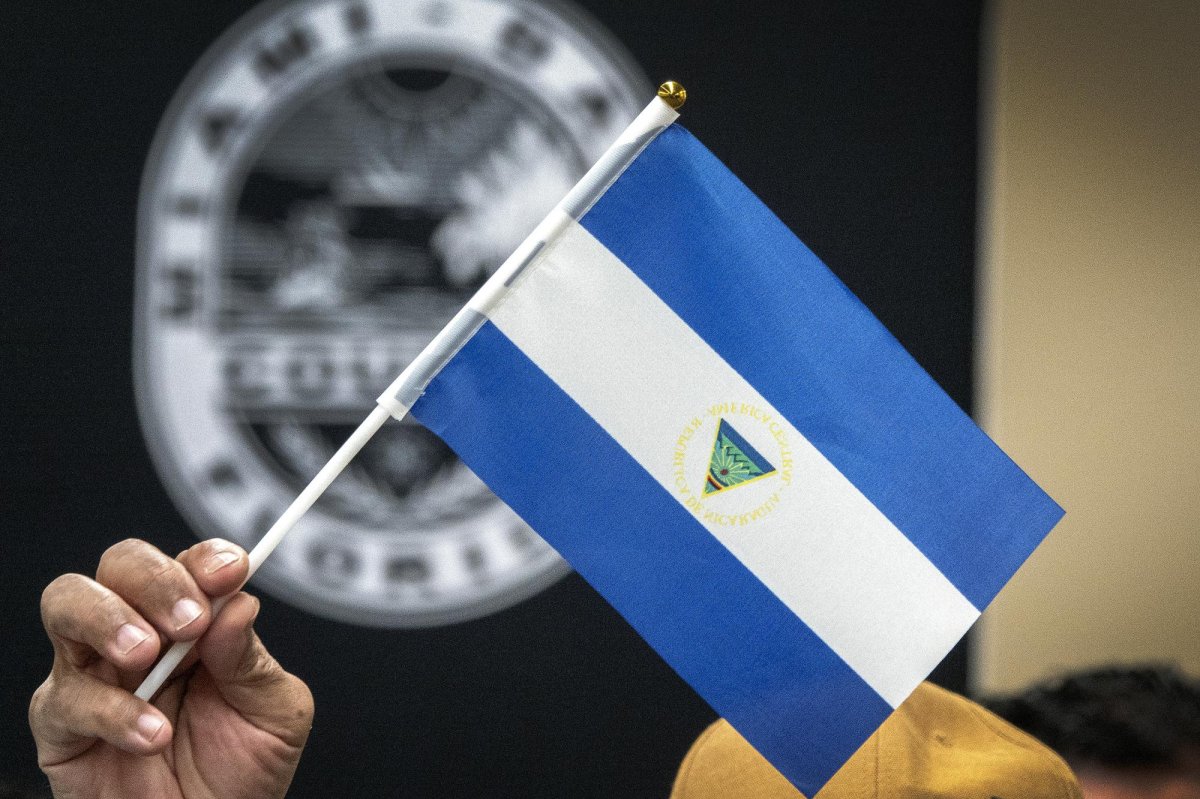 Nicaragua returns gold mine to US.-linked company