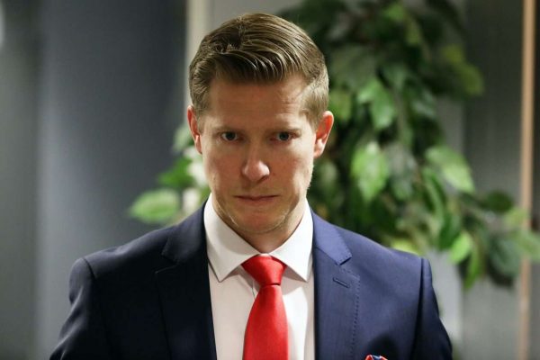 Entinen HIFK-pomo Tobias Salmelainen sai huippupestin NHL:stä