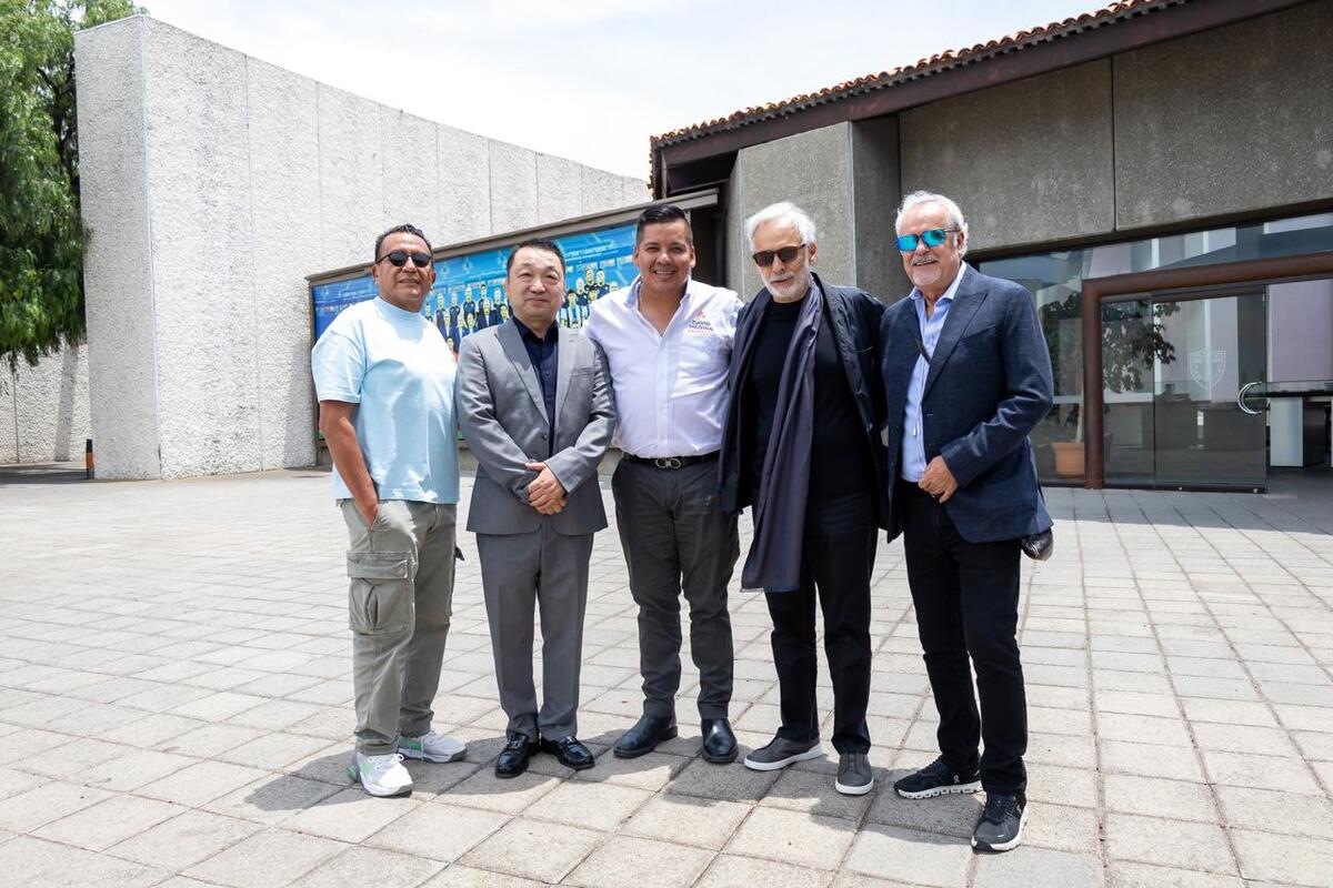 Empresarios chinos exploran inversión en San Agustín Tlaxiaca